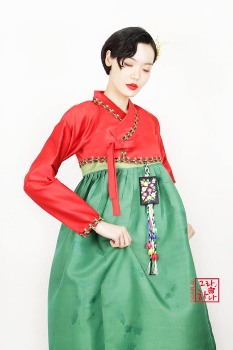 Green and Red Roses Hanbok Set - Etsy