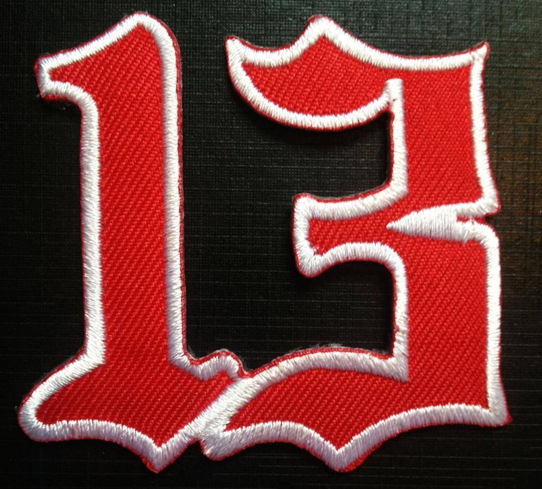 Aufnäher / Bügelbild Nummer 13 Dreizehn Glückszahl 13 Rot 6 X 6 Cm ...
