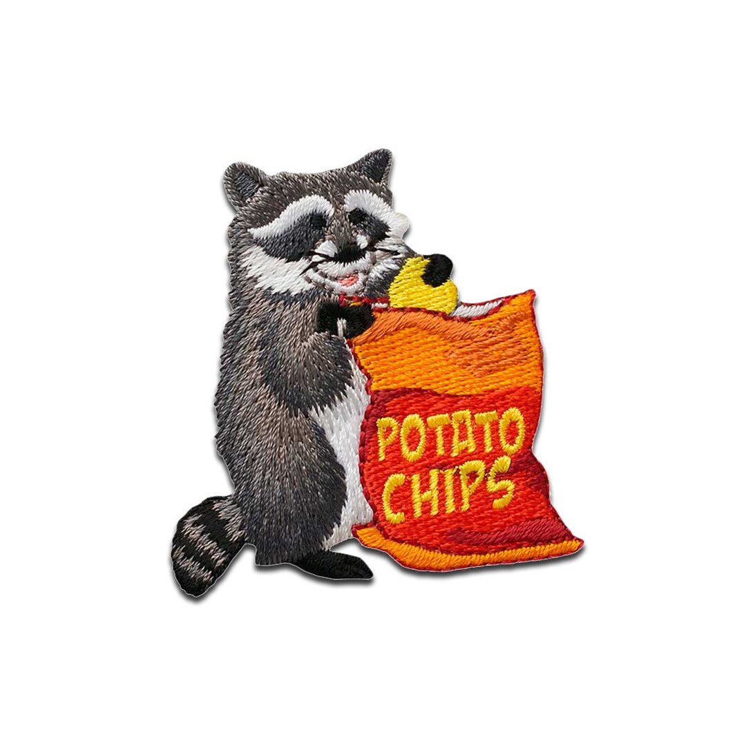 Raccoon With Chips Animal - Iron on Patches Adhesive Emblem, Size - 4,9 ...