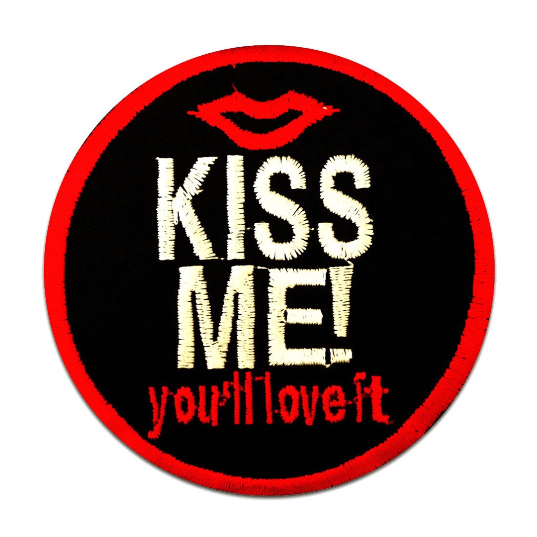Iron on Patches - Kiss Me You`ll Love It – Red/black – Ø 7,5cm ...