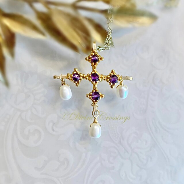 DivineCrossings - Etsy