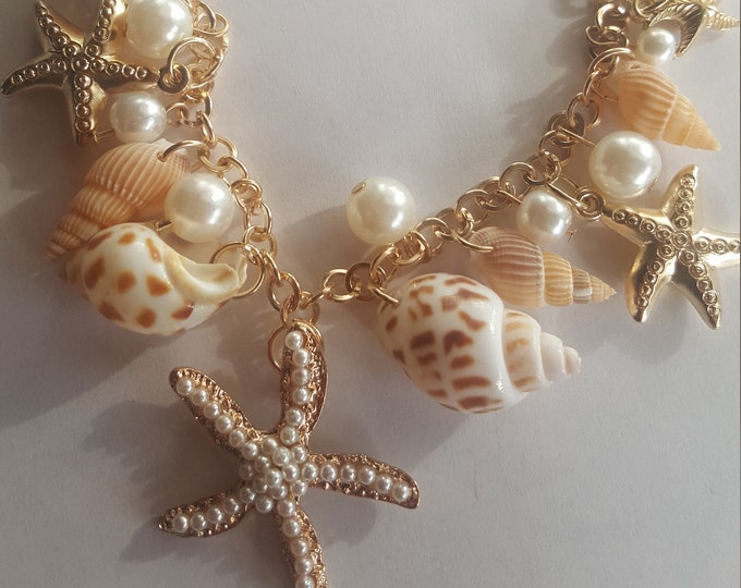 Sea Shell and Faux Pearls Bracelet - Etsy