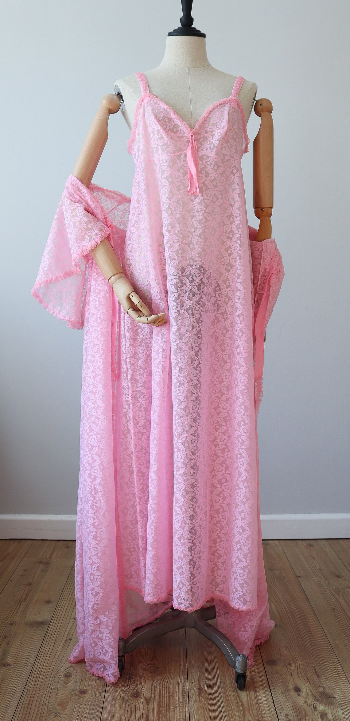 Vintage Nightdress and Gown by Lordshill of London Pink Floral Pattern ...