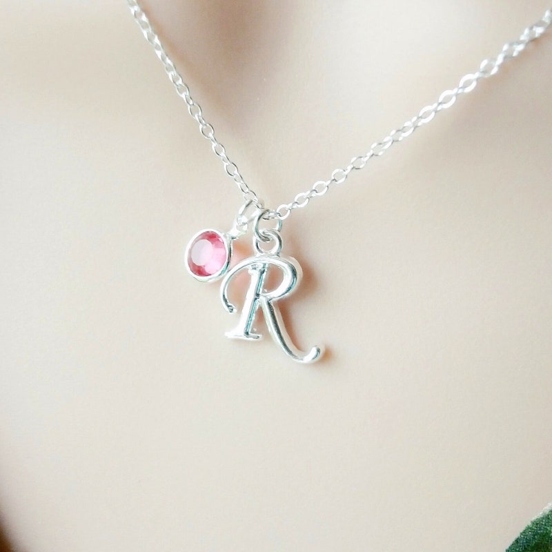 Letter R Necklace - Etsy