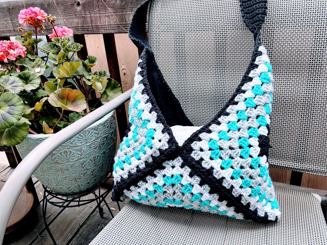 Granny Square Beach Bag, Crossbody Bag, Lined Beach Bag, Handmade ...
