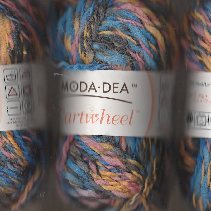 Moda Dea Yarn - Etsy