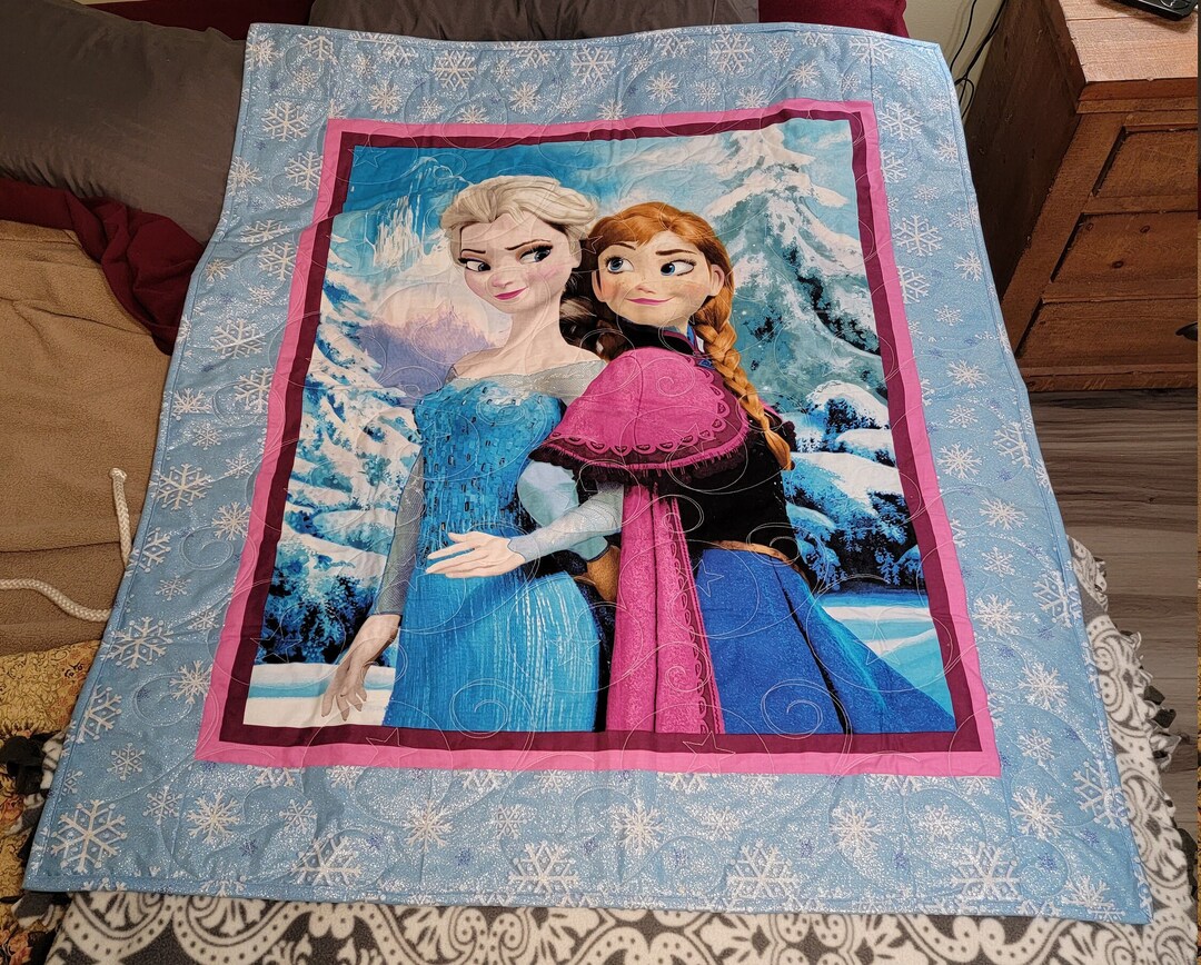 Anna and Elsa Blue Lap Quilt - Etsy