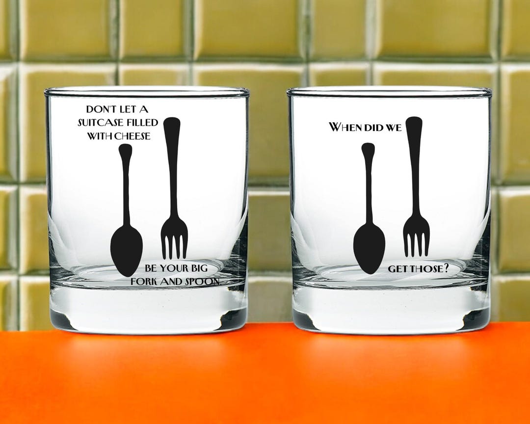 Everybody Loves Raymond Gift Set of 2 Engraved Rocks Glasses Funny TV ...