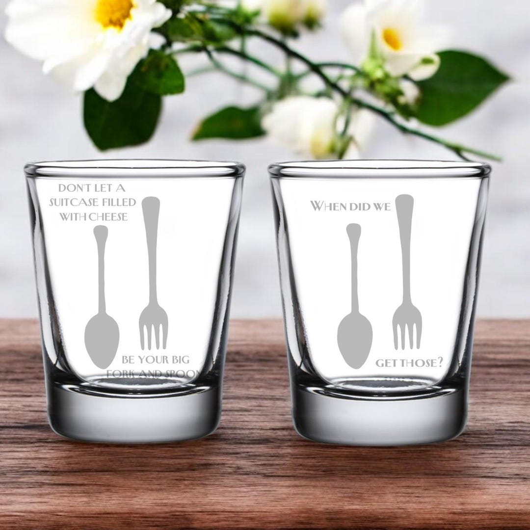 Everybody Loves Raymond Gift Set of 2 Engraved Shot Glasses Funny TV ...