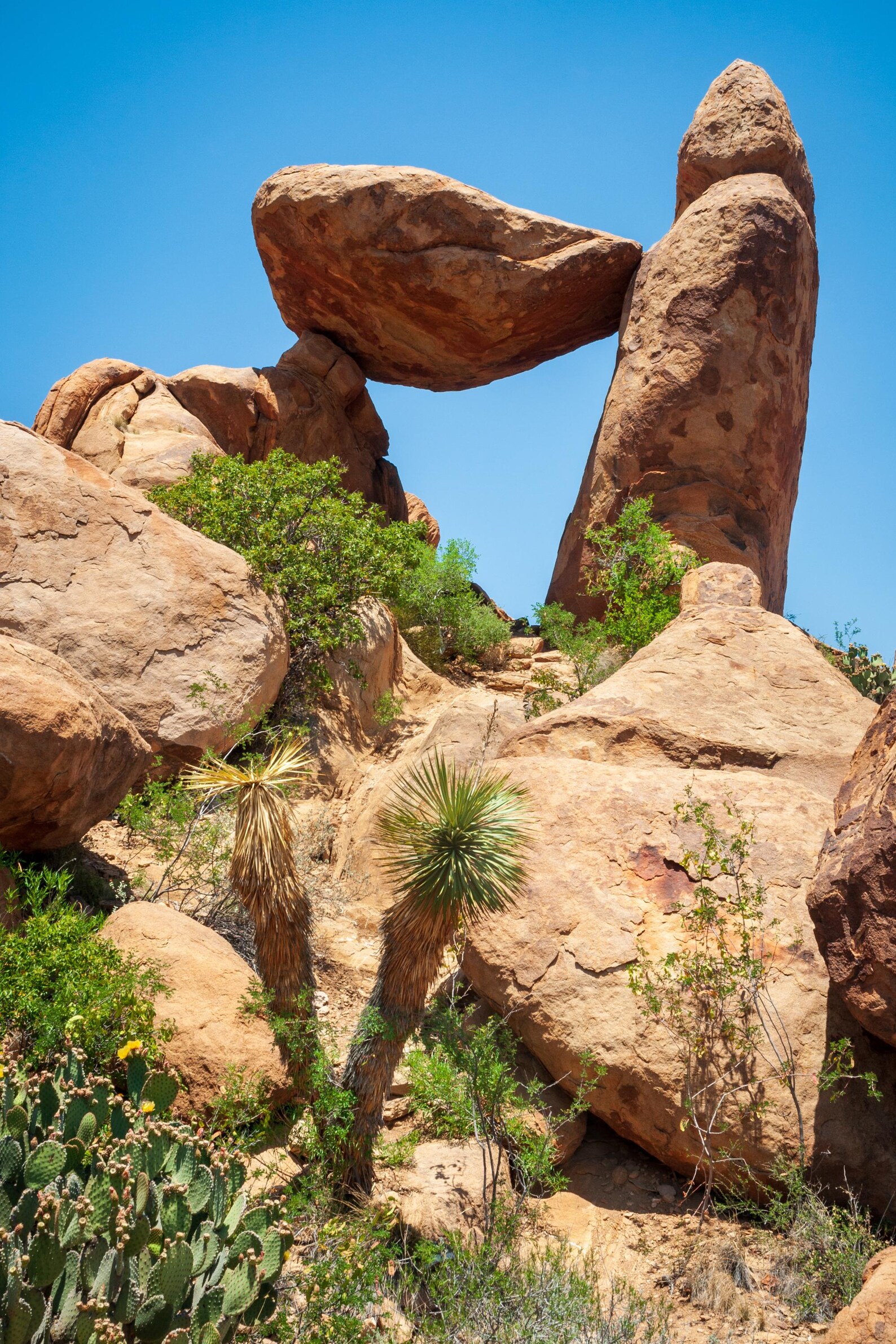 Balanced Rock - Big Bend National Park Iconic Landscape, Photography ...