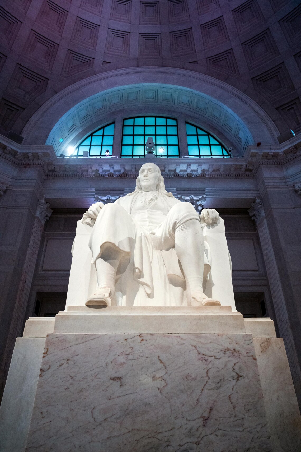Benjamin Franklin Memorial Statue Photo - Grand Seated Marble Figure ...