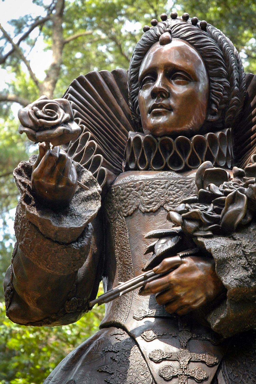 Queen Elizabeth I Statue Photography Print, Elizabethan Gardens - Etsy