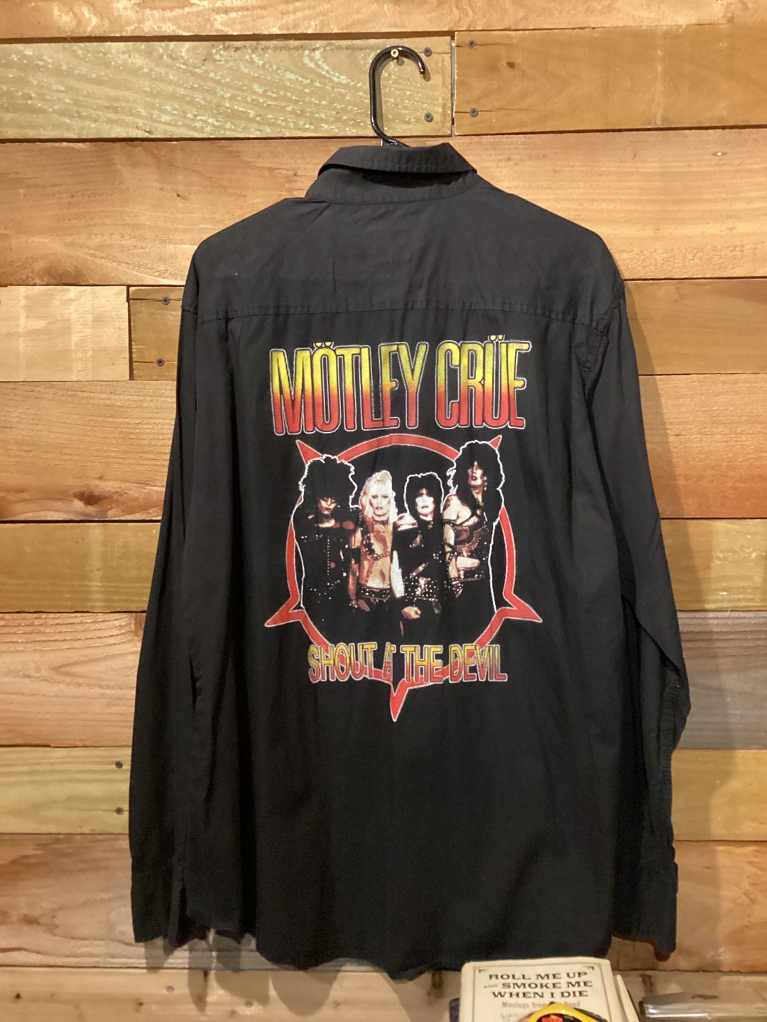 Mötley Crue shout at the Devil Western Button Down XL - Etsy