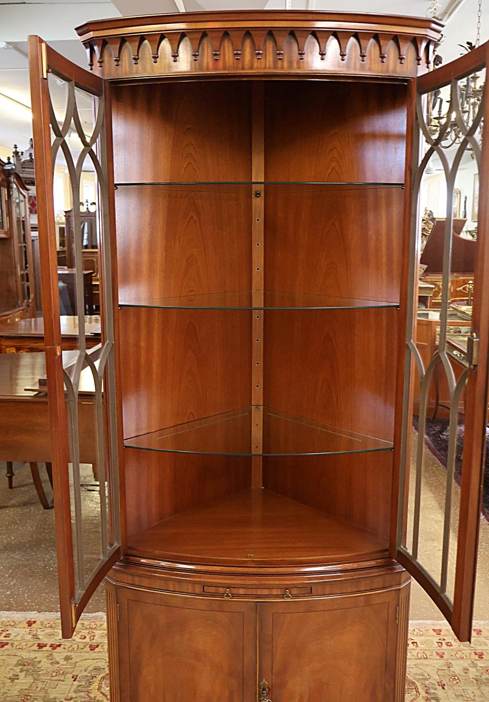 English Bevan Funnell Reprodux Mahogany Chippendale Corner Cabinet - Etsy