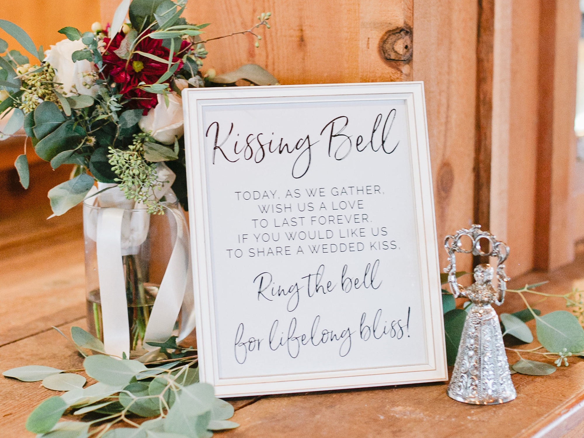 Wedding Kissing Bell Sign | Kissing Bell Printable | Wedding Table Sign ...