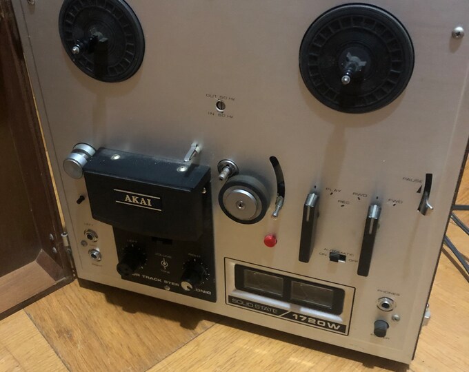 Vintage AKAI Model 1720W Four Track Stereophonic Solid State Vintage ...
