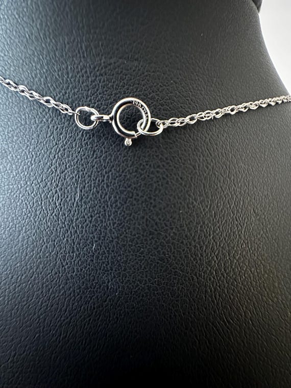 14 karat white gold, baby rope chain - Gem
