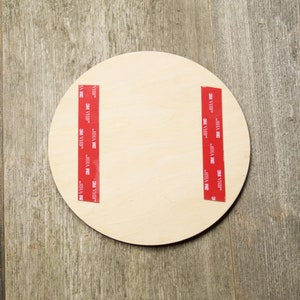 Round Toilet Door Sign. Wooden Rustic Restroom Signs Set. - Etsy