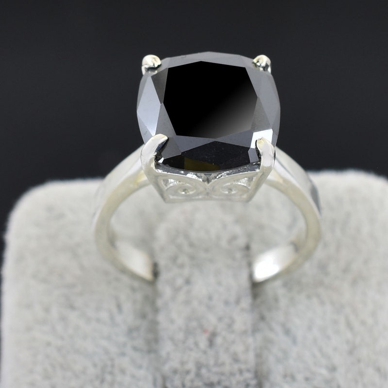 Black Solitaire Ring - Etsy