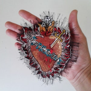 Moks180(p) Embroidered Patch Milagro Vintage Design - Sacred Heart - Etsy
