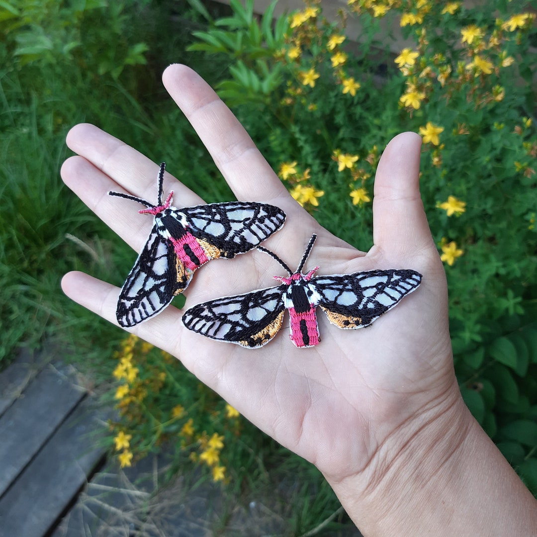 Moks458 Moth Patch Milky Tiger Areas Galastina, Small Embroidered Patch ...