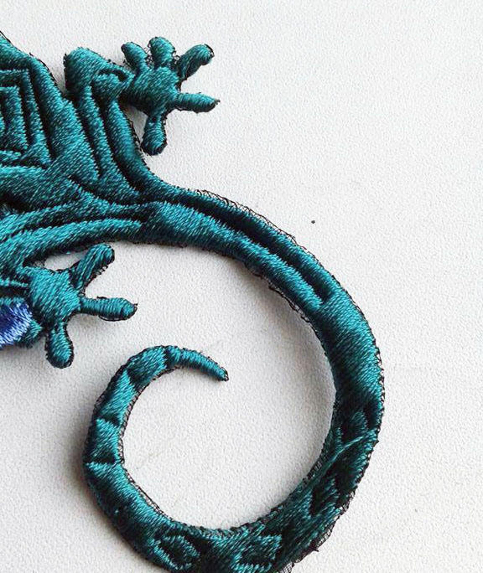 Moks52(p) Emerald Lizard Embroidery Patch, Gecko Patch - Etsy