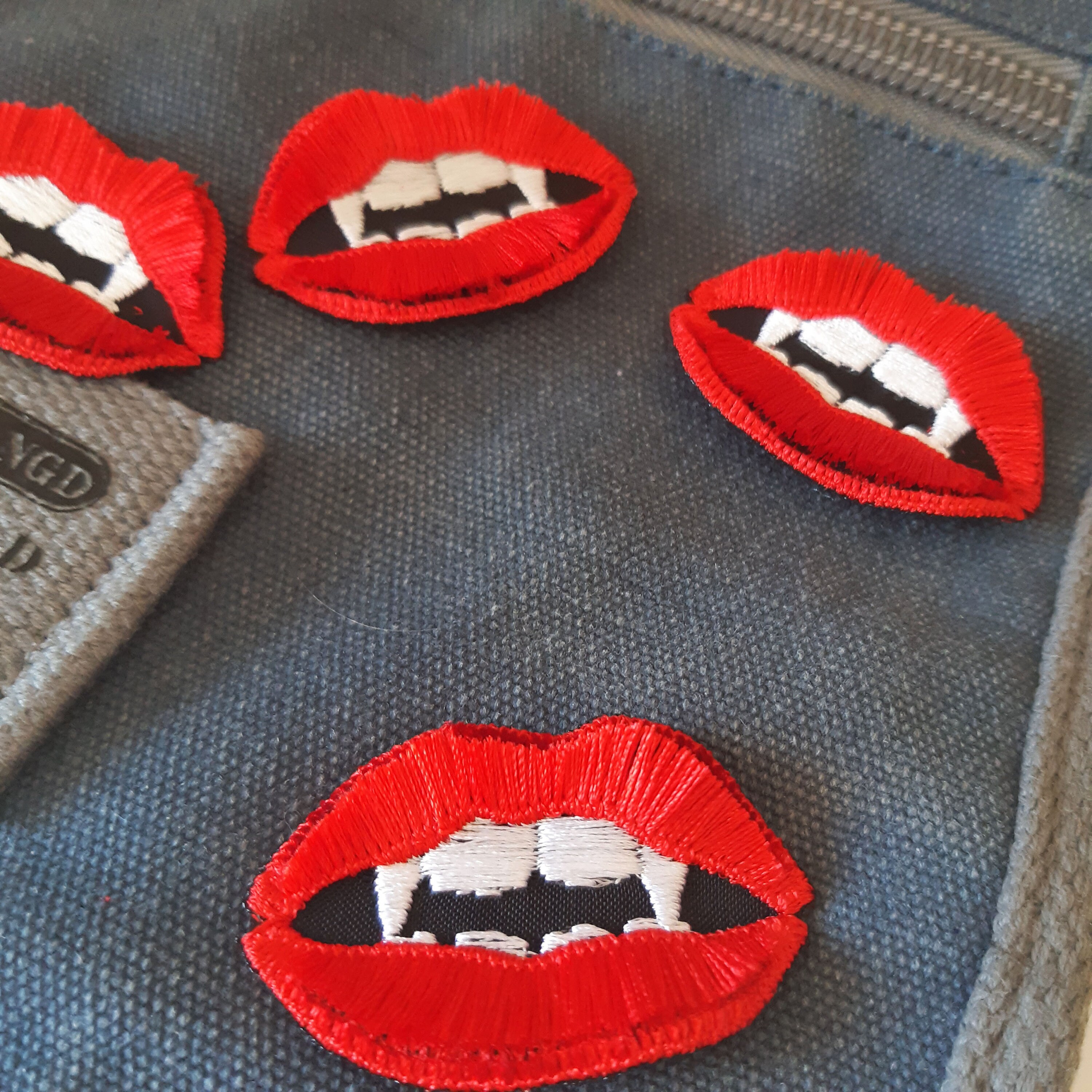 Moks369(p) Set 8 Pc Embroidery Lips Patches, Vampire Lips and Teeth ...