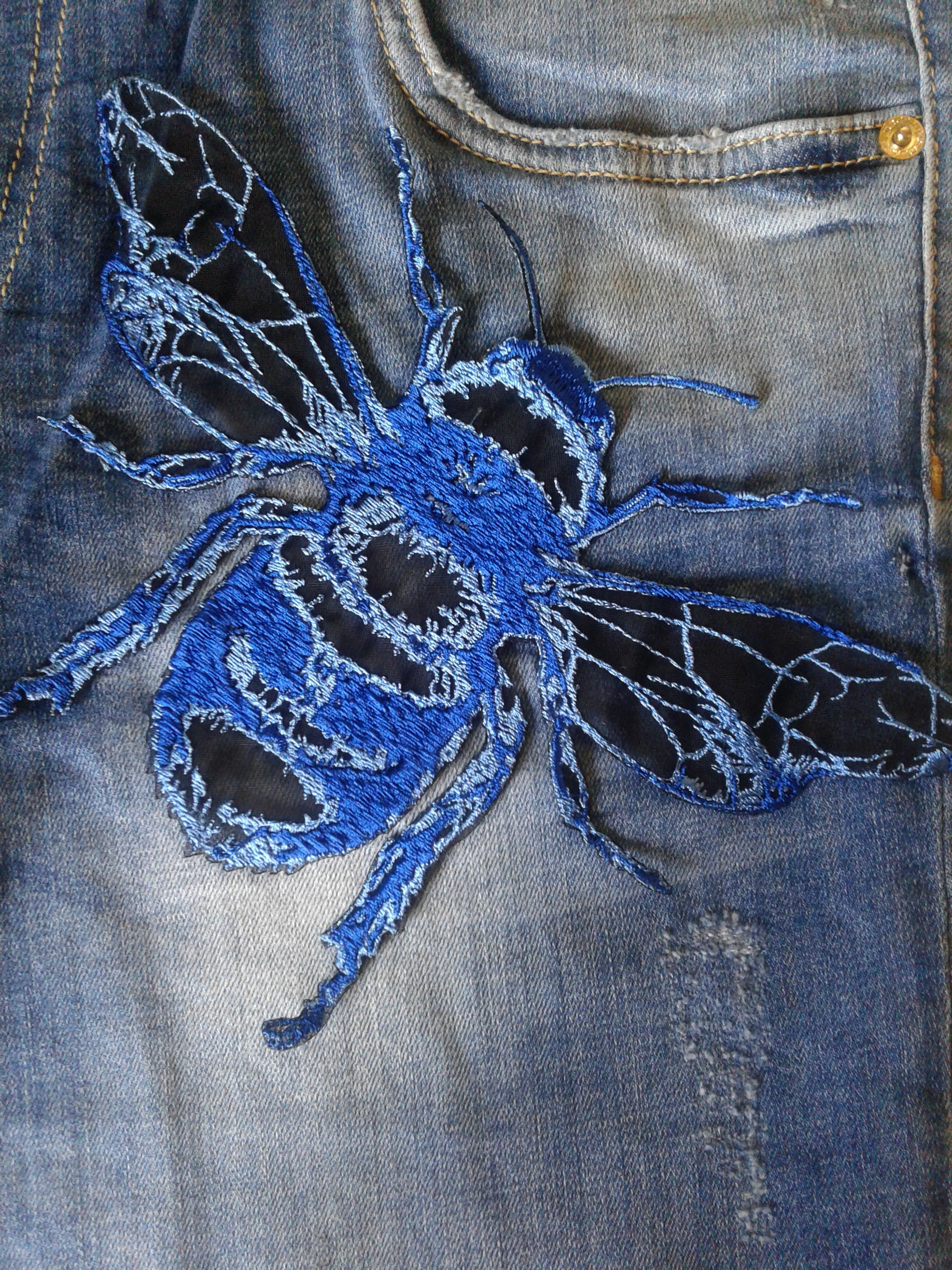 Moks262(p) Blue Bee Large Embroidered Patch - Etsy