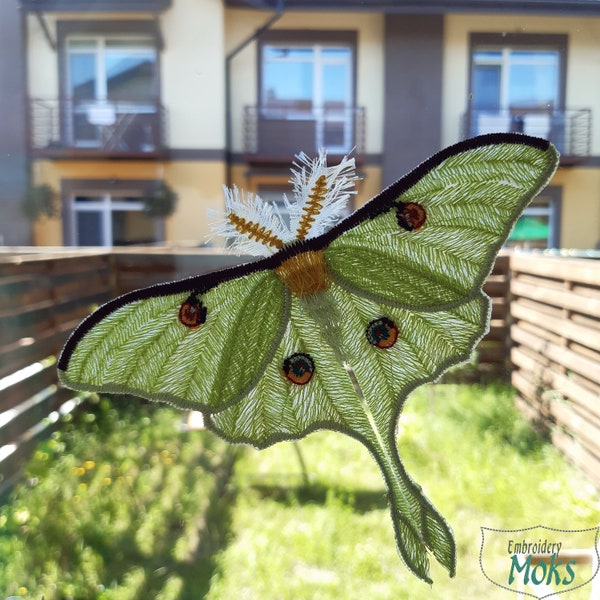 Luna Moth Pin - Etsy