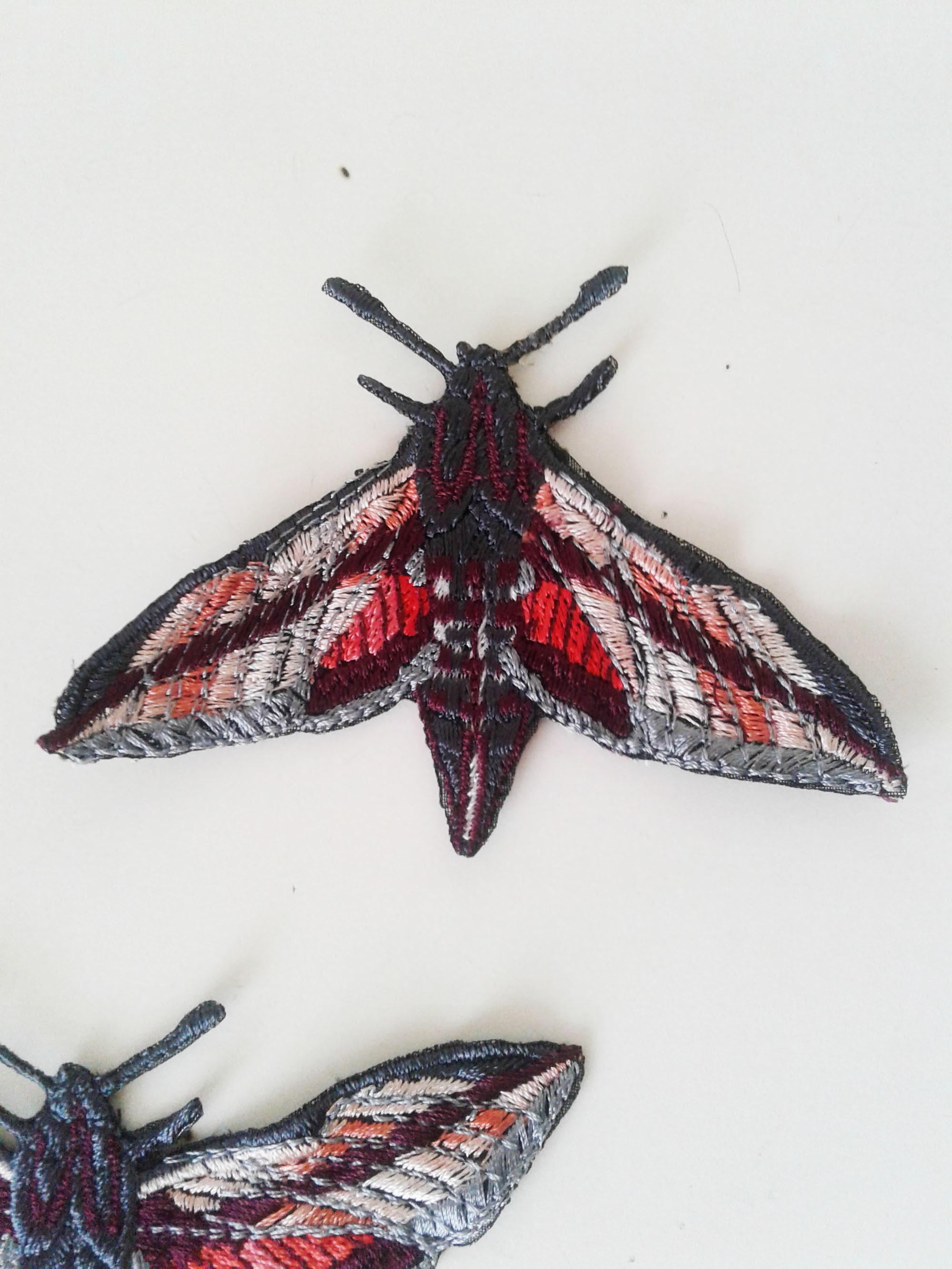 Moks227p Set of Two Hummingbird Hawk-moth Embroidered Patch - Etsy