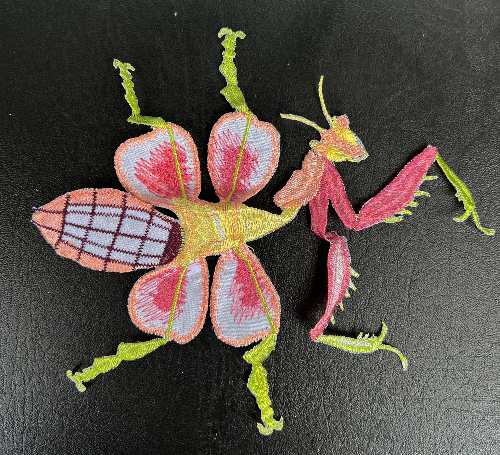 Moks640 Orchid Mantis Embroidered Patch - Etsy