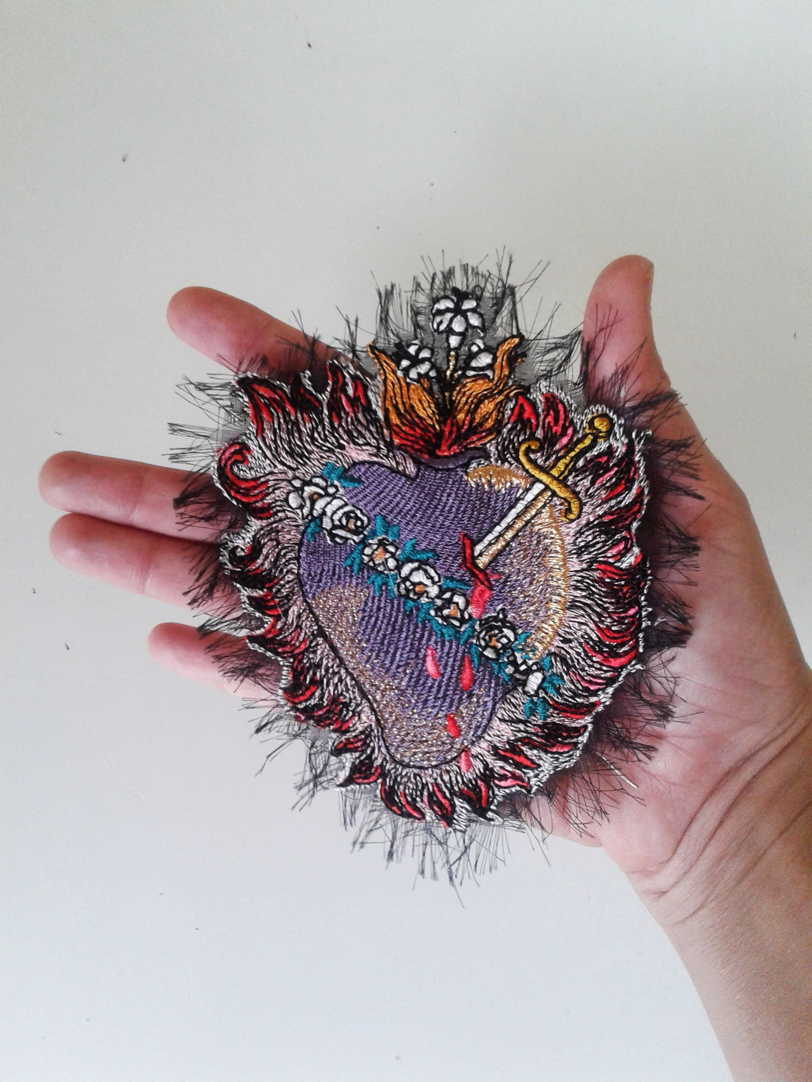 Moks179p Flower patches Sacred Heart milagro Embroidered | Etsy