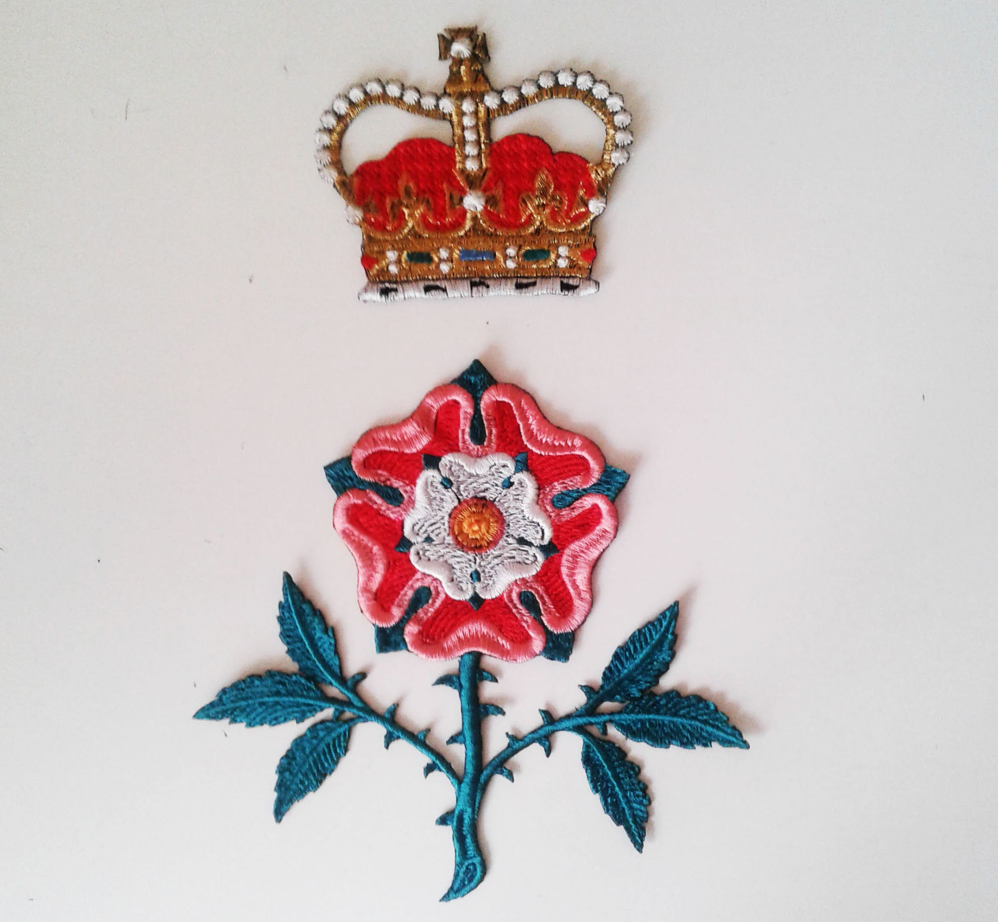 Moks223p Tudor Red Rose and Crown Embroidered Patch | Etsy