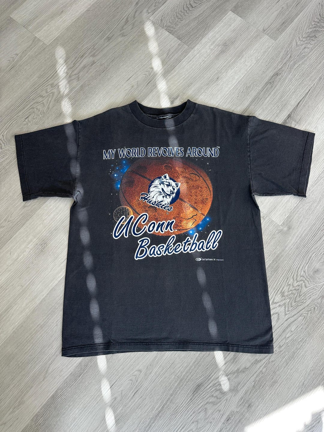 Uconn Basketball Vintage Black 90s Shirt Medium - Etsy