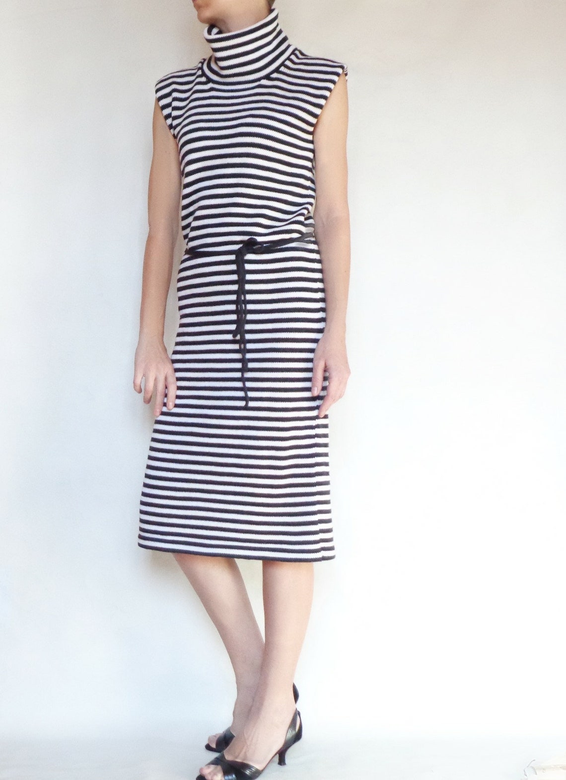 Marilyn Monroe Dress Striped Turtleneck Sleeveless Black White Knit 7918