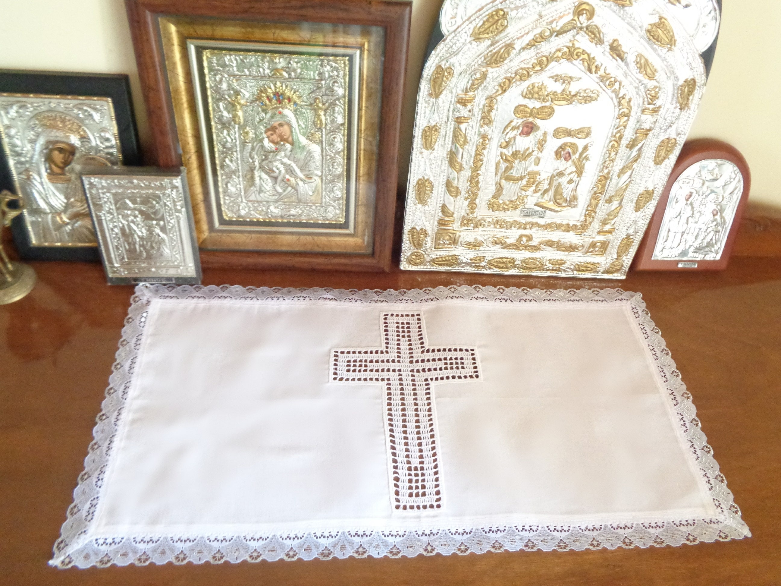 Small Altar Cloth Christian Table Runner Religious Lace Table | Etsy