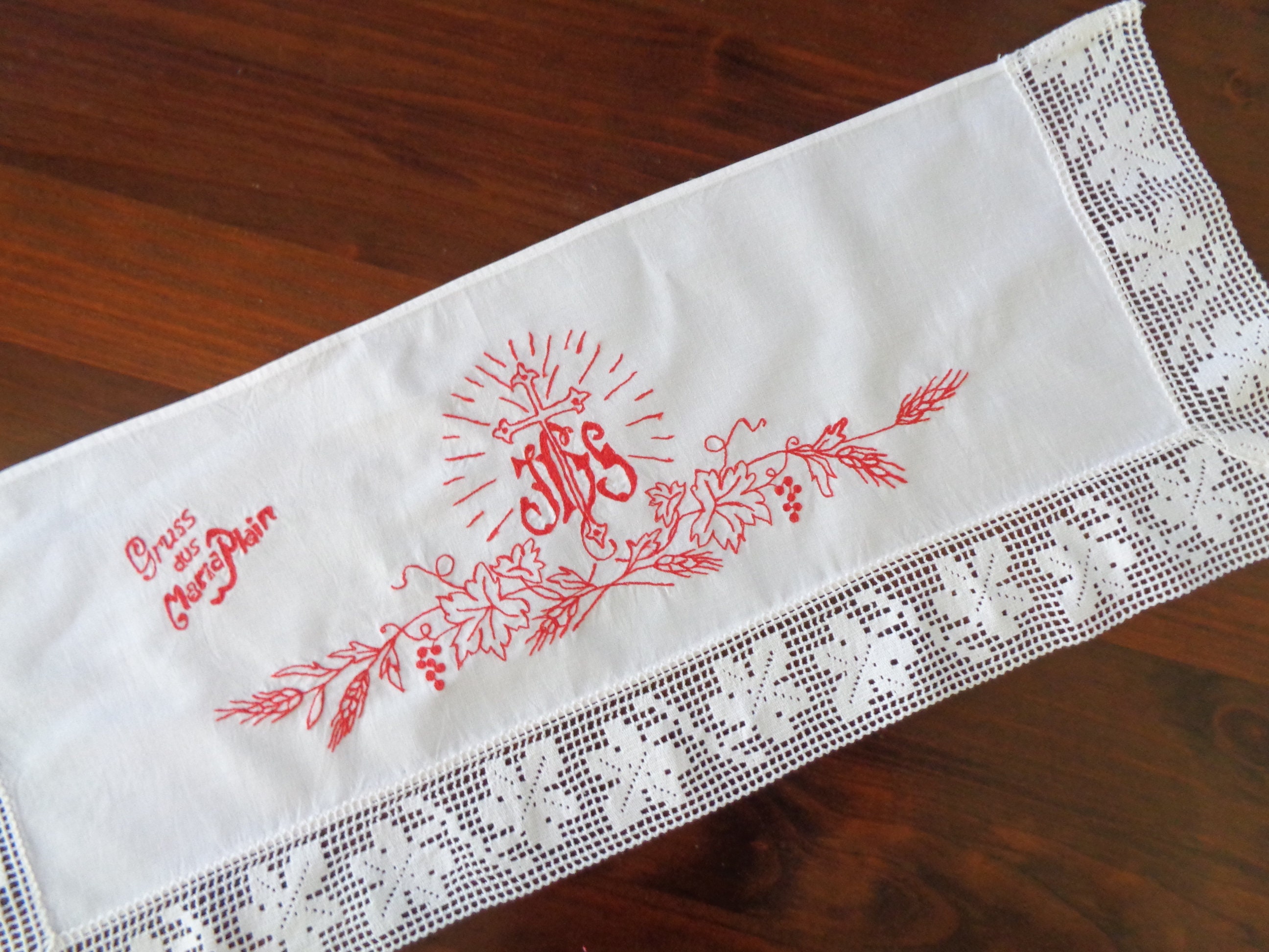IHS Embroidered Altar Cloth: Redwork Latin Cross Catholic Linen- Altar Cloth Small - Etsy