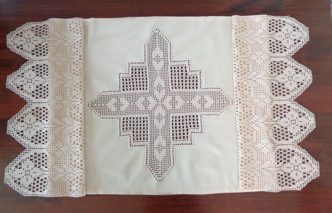 Altar Cloth Religious Lace Table Cloth Christian Table Runner - Etsy