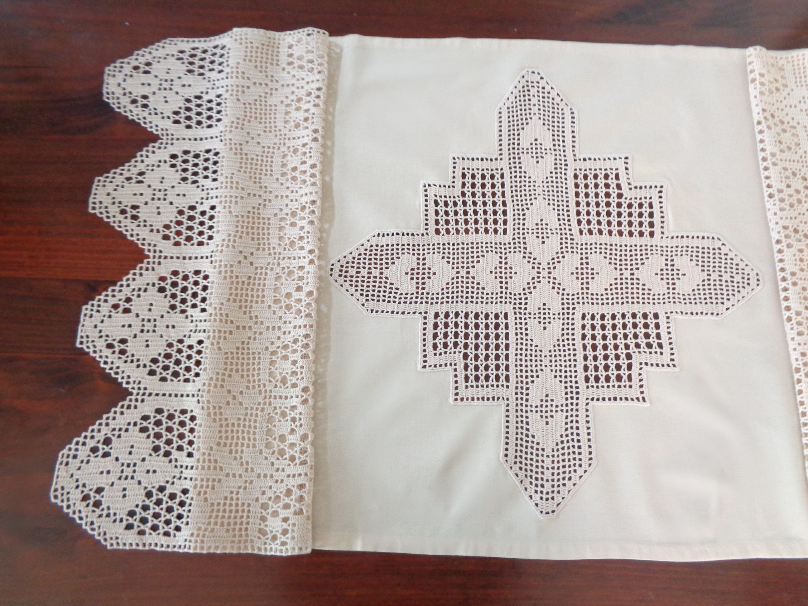 Altar Cloth Religious Lace Table Cloth Christian Table Runner Catholic ...