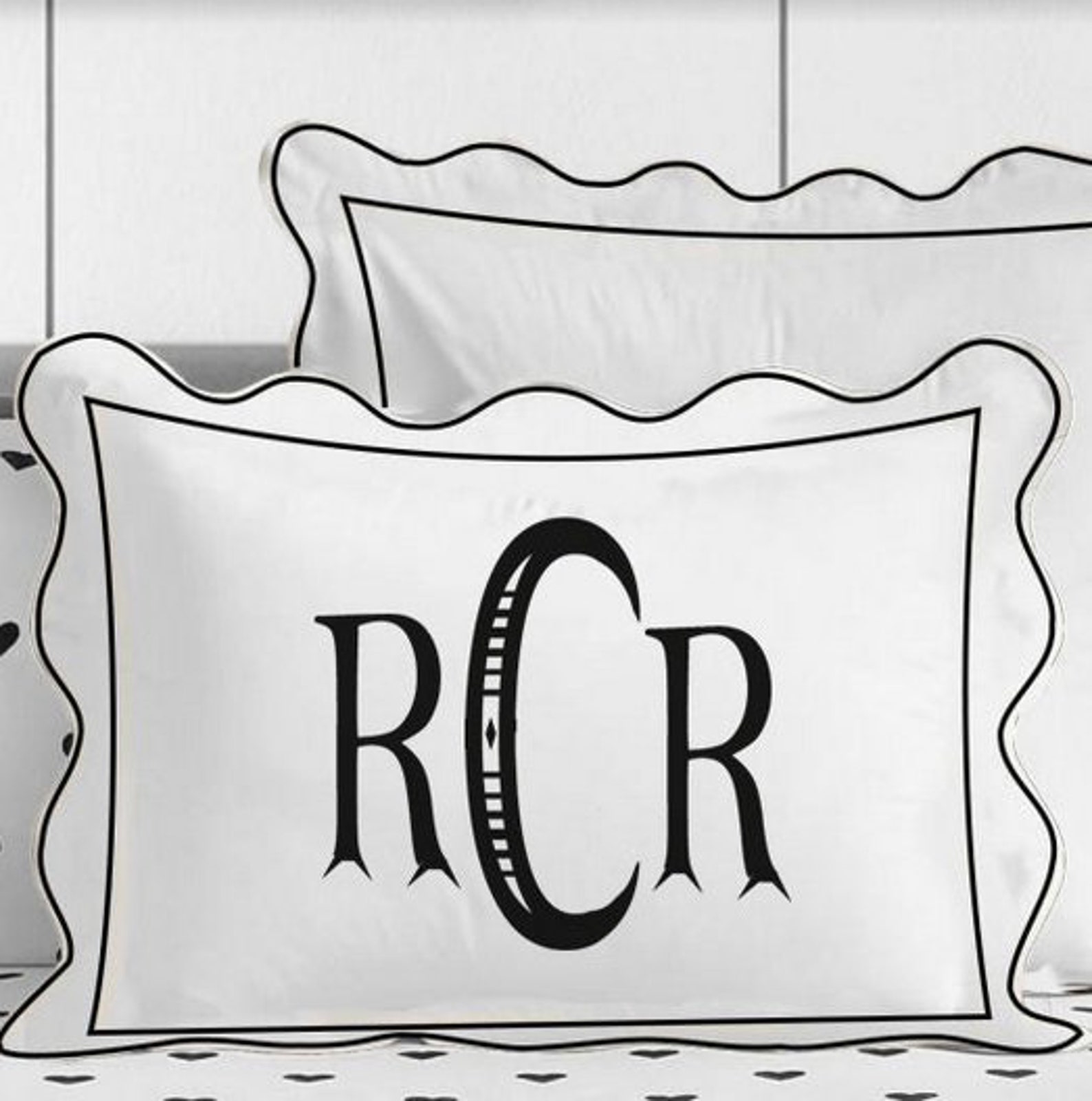 Personalized Scalloped and Border Monogrammed Pillow Sham set - Etsy