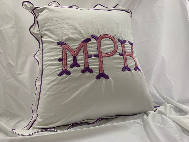 Personalized Scalloped and Border Monogrammed Pillow Sham set - Etsy