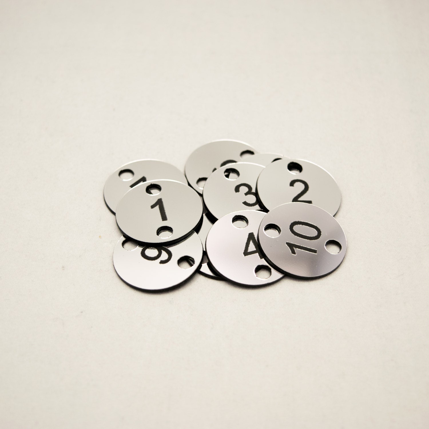 Set of 10x3cm, 2 Holes, Laser Engraved Number Discs, Table, Tags ...