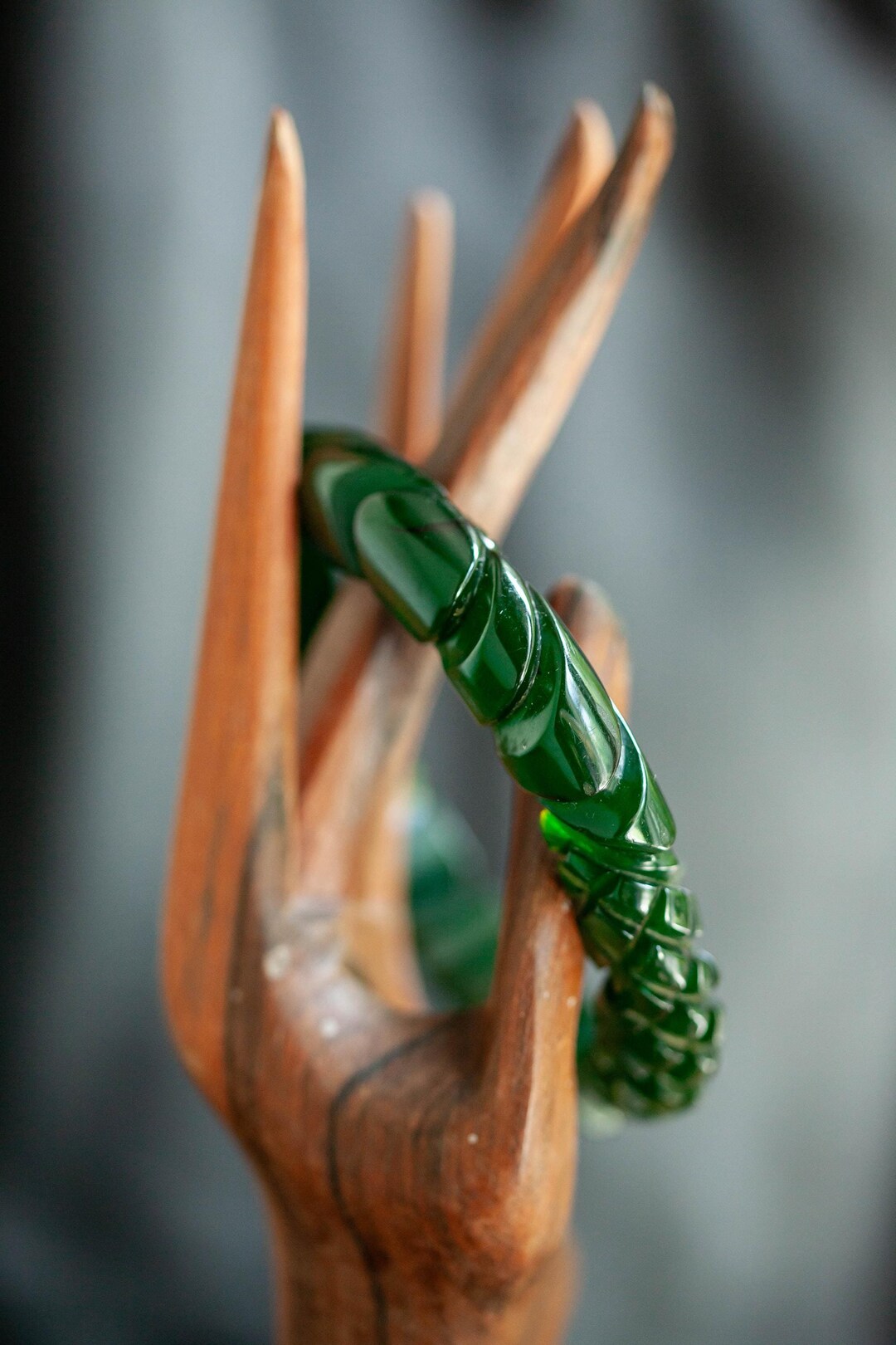 1930's Green Prystal Bakelite Bangle, Deco Green Translucent Bakelite ...