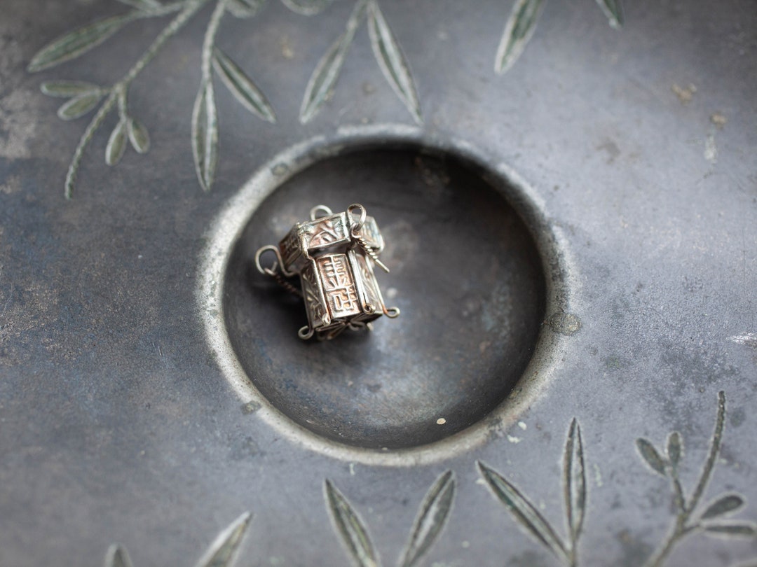 Chinese Export Lantern Charm, Chinese Lantern Charm, Vintage Chinese ...