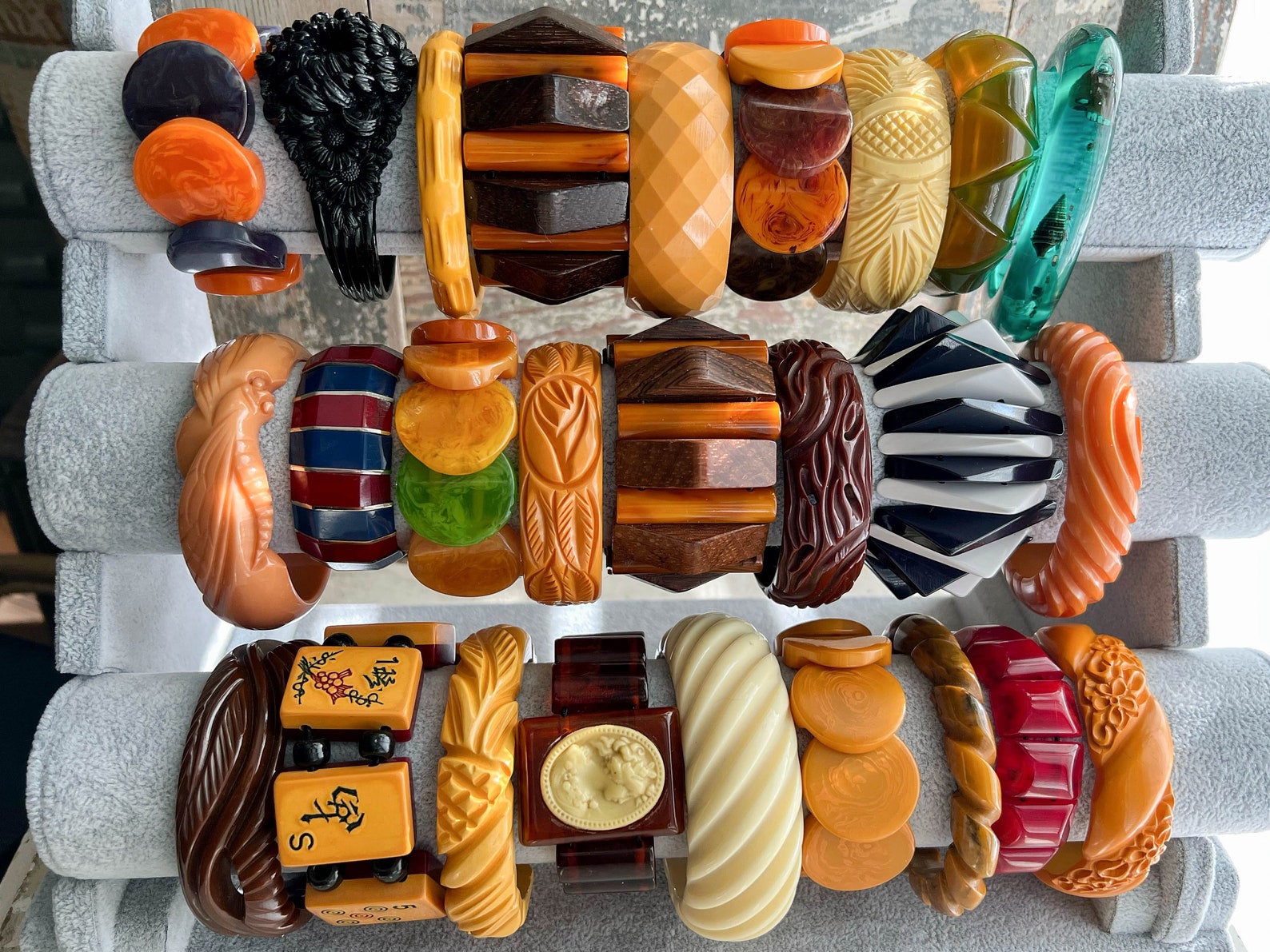 1940's Apple Juice & Green Prystal Bakelite Bracelet - Etsy