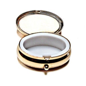 Compact Pill Box Made With Mother Pearl Shell for Pills and Small ...