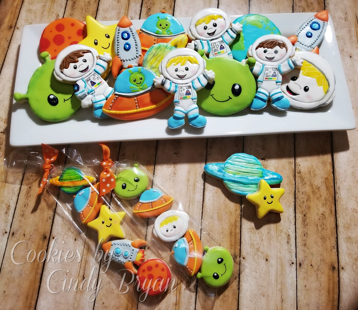 Alien Spaceship Cookie Cutter - Etsy