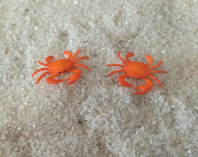 Miniature Dollhouse Steamed Crabs on Kraft Paper in 1:12 Scale One Inch ...