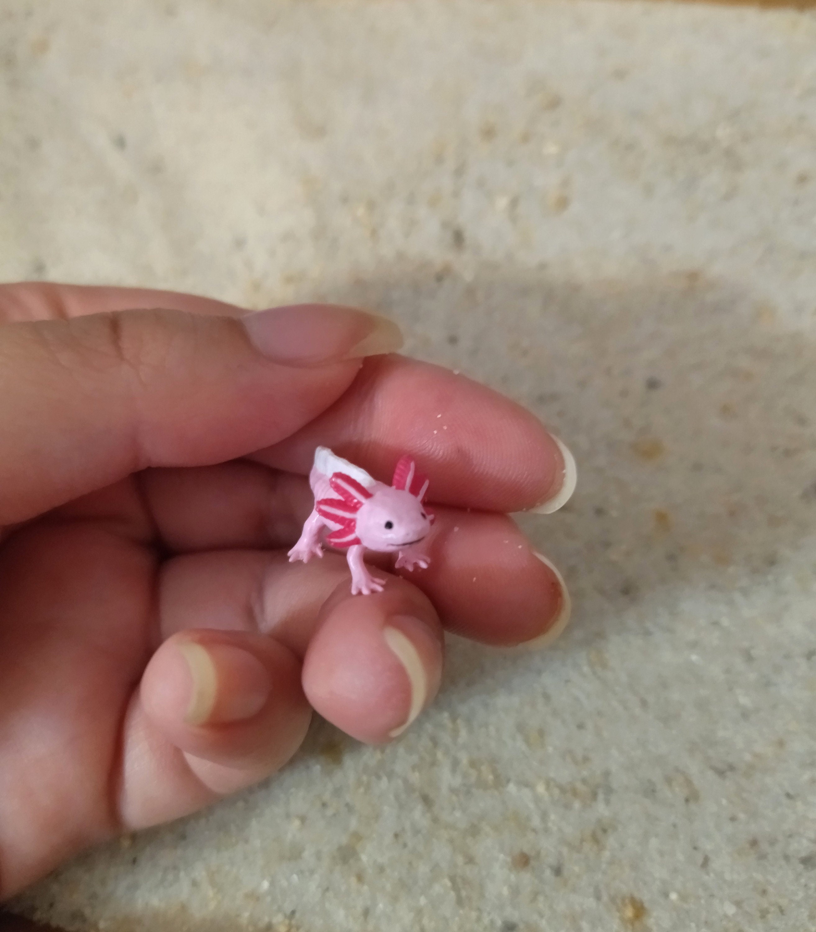 GGSTDDUP 30 Pcs Mini Resin Axolotl, Miniature Axolotl Figures To