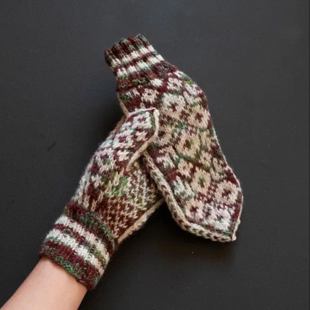 Anne Mittens Knitting Pattern: Scandinavian Colorwork (digital Download ...
